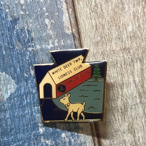 Accessories | Vintage White Tail Deer Buck Lions Lioness Club Pin Twp ...